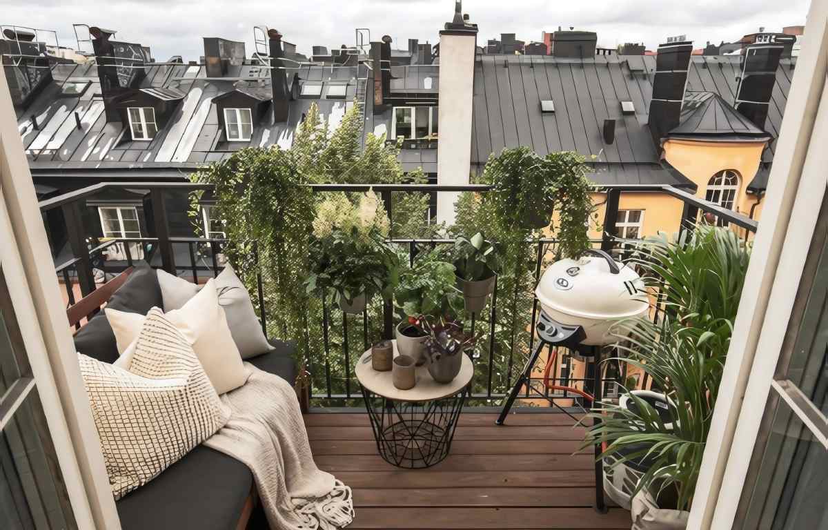 Aménager son balcon en copropriété : les règles à connaître