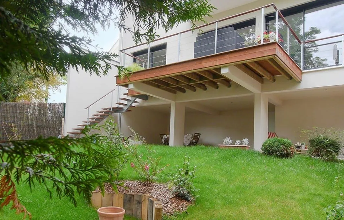 Construire Un Balcon Suspendu